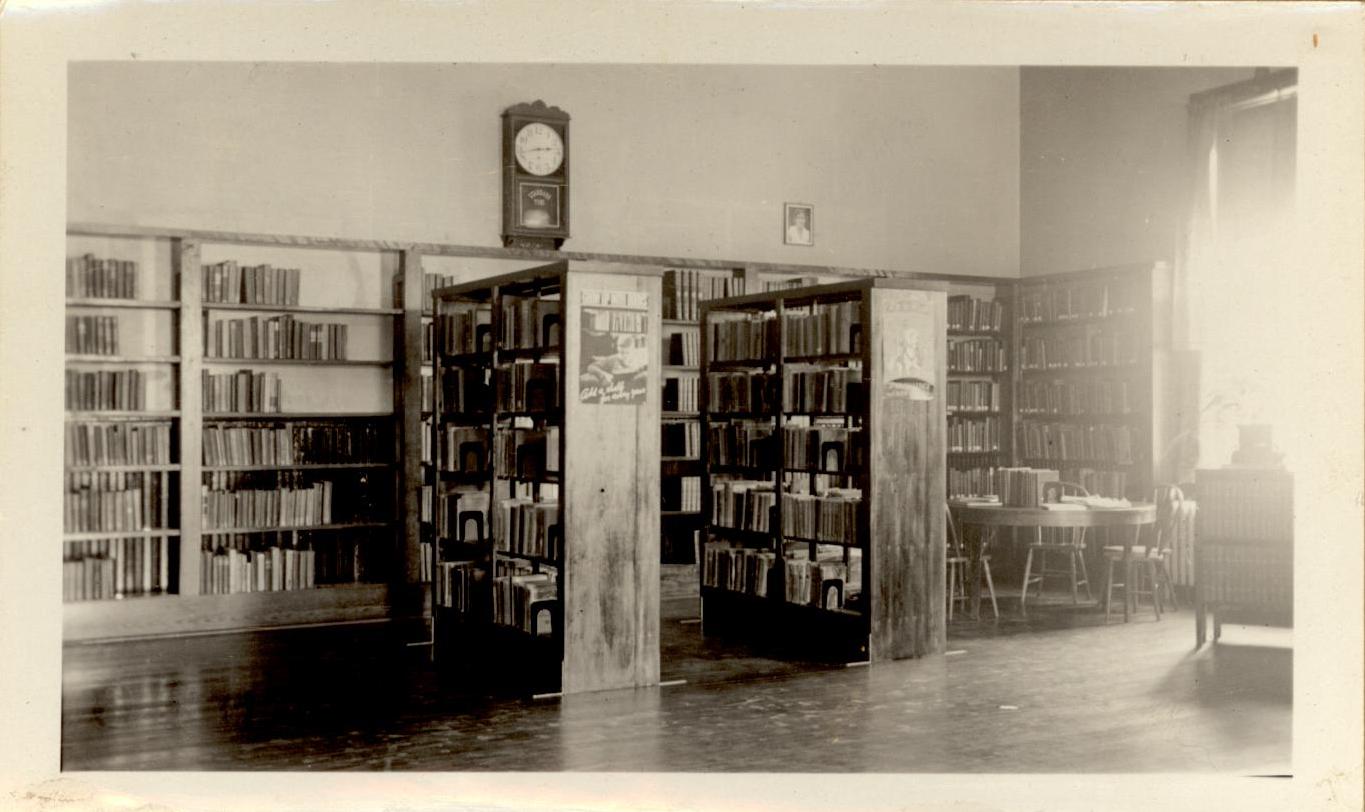 Barrington Area Library (IL) - The Library in 1935